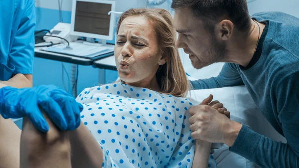The Invaluable Role of a Doula During Labor – Tokomom